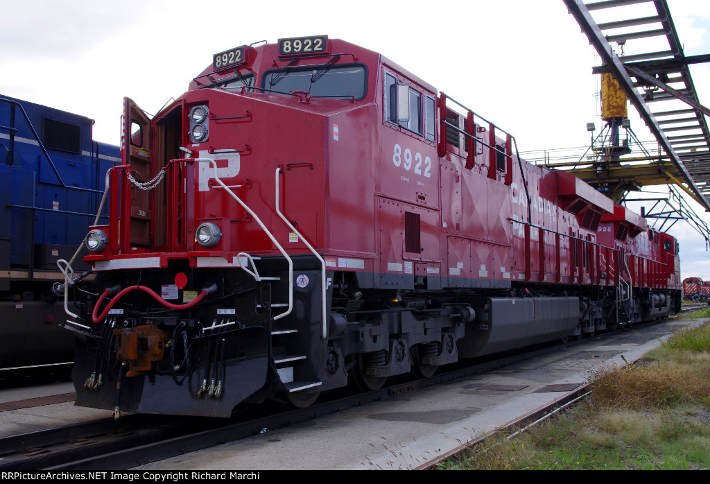 CP 8922